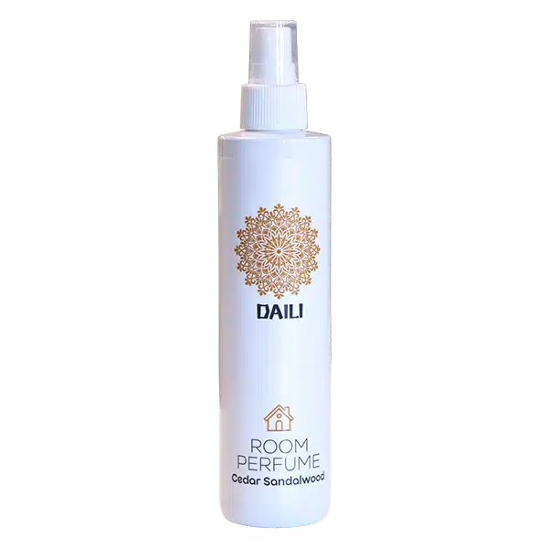 Daili - Room Perfume Cedar Sandalwood 250ml - Packit
